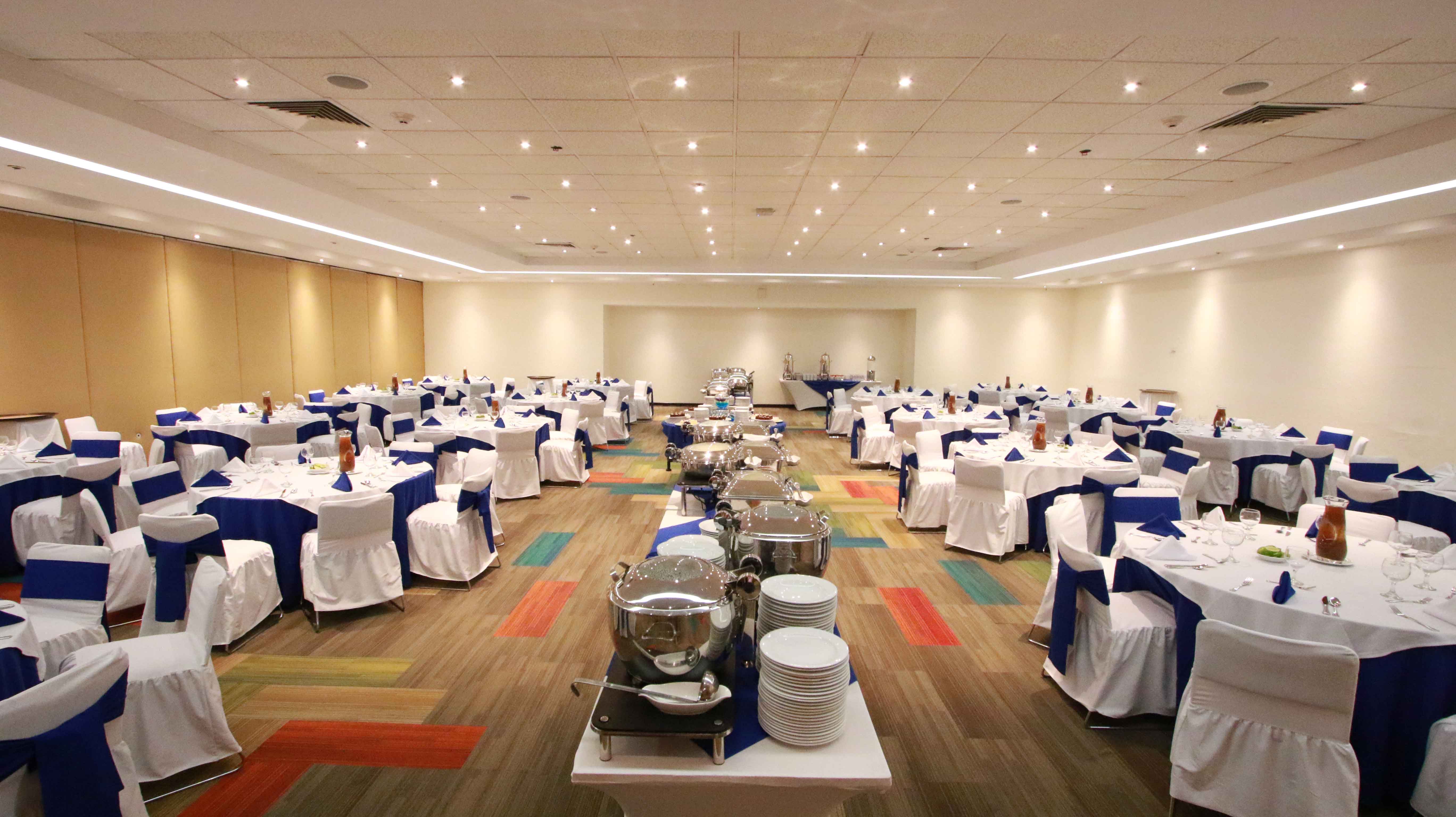 Nosotros - Centro Internacional de Exposiciones y Convenciones WTC